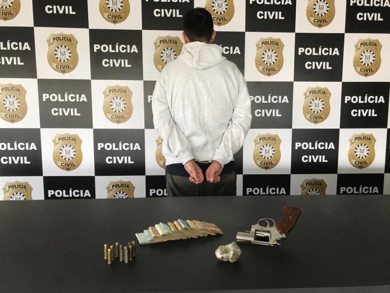 Homem é Preso Por Posse Irregular De Arma De Fogo E Posse De